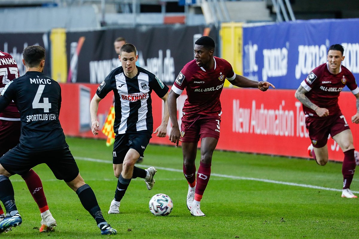 CyberSAX: Kevin allein zu Haus